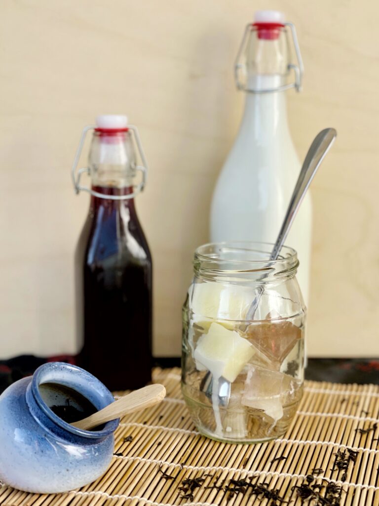 Iced Oolong Tea Latte - Kochlöffeljunkies